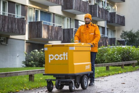 Tehokasta kalustonhallintaa - Postin maxijakelukärryjen seuranta - Kaltiot